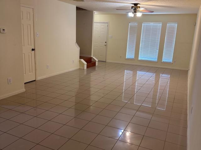 5815 Red River Dr, Dickinson, TX 77539 | MLS #92423 | Compass