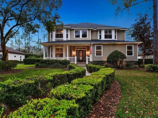 5815 Sierra Crest Ln, Lithia, FL 33547