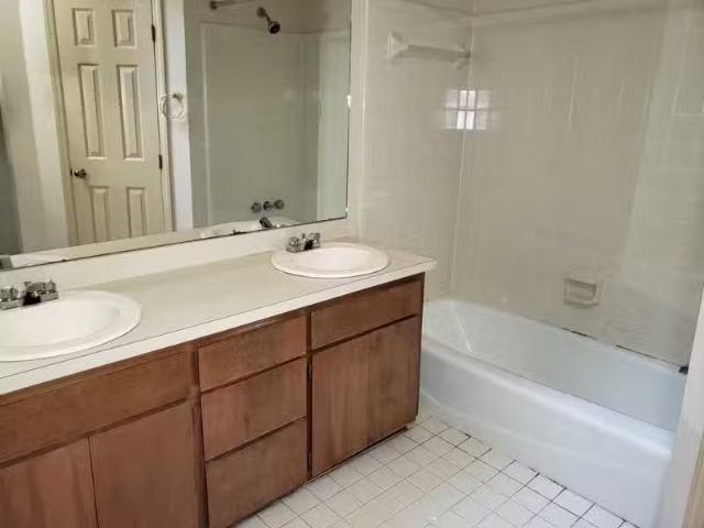 58164280 5714 Finsbury Ct