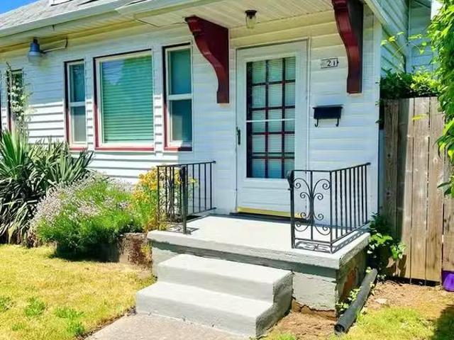 58167489 621 N Sumner St