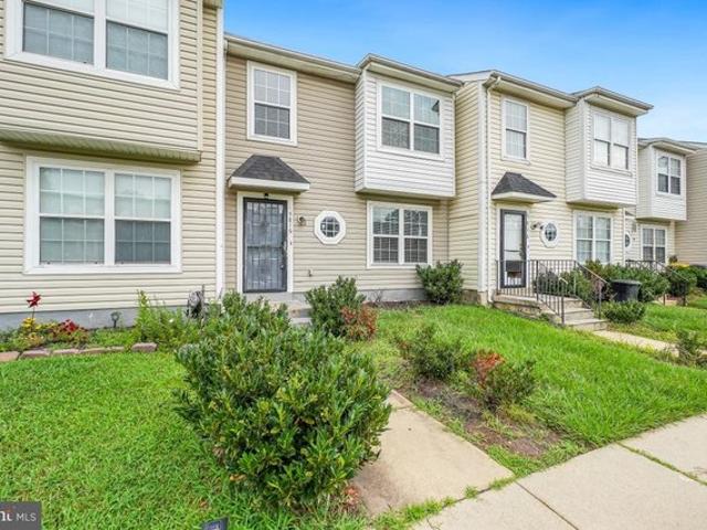 5816 N Holly Springs Dr Unit 1 3, Capitol Heights, MD 20743