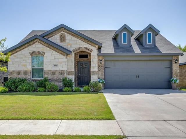 5816 Brookville Dr, Fort Worth, TX 76179