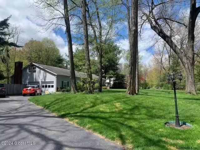 58177478 10 Huckleberry Ln