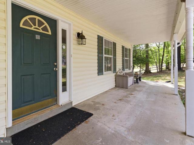 5817 Magnolia Circle