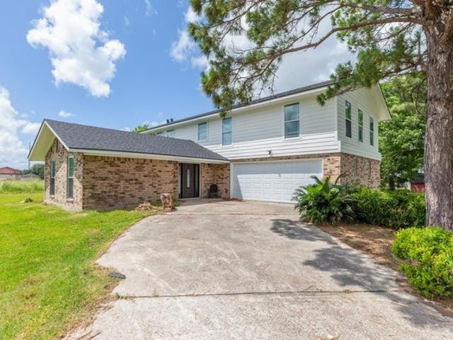 5817 Oleander St, Port Arthur, TX 77640