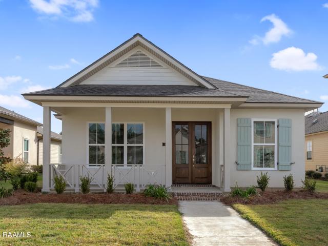 5817 Crape Ct, Lake Charles, LA 70605 | MLS #RA2500007 | Compass