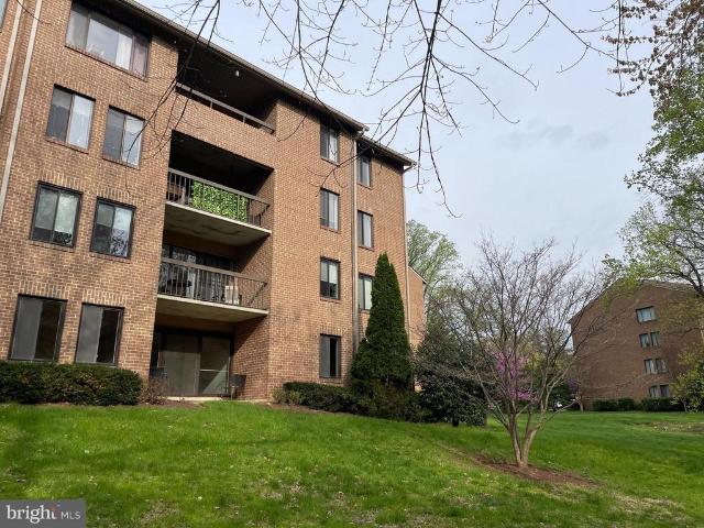 5817 Edson Lane