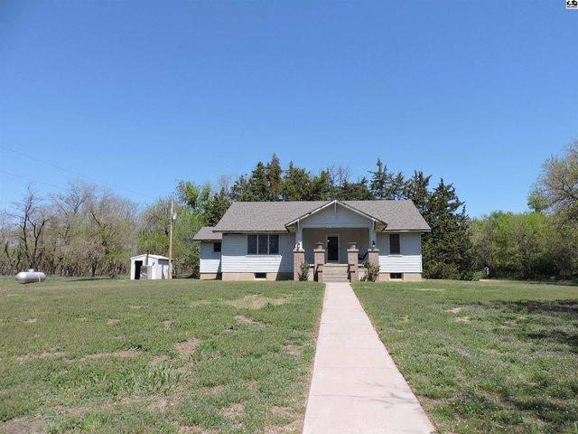 5817 S Huntsville Rd, Plevna, KS 67568