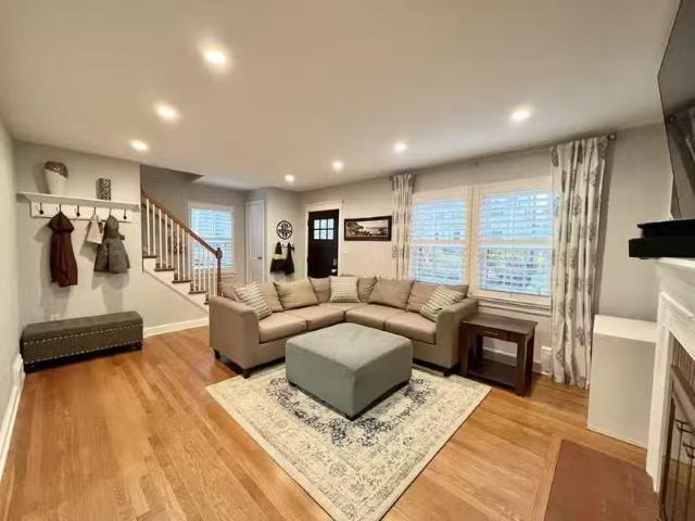 58186857 2705 Colston Dr