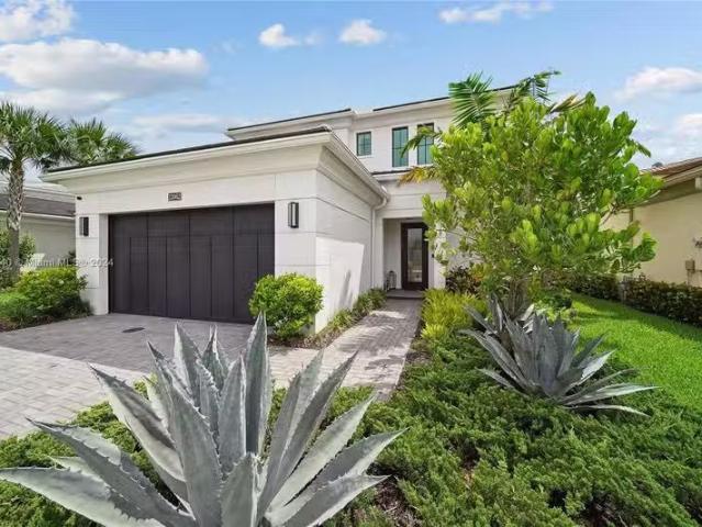 58188364 13062 Artisan Cir