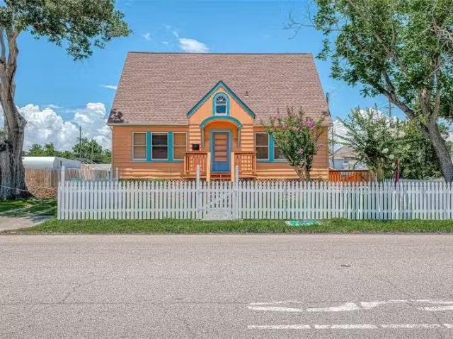 58188331 1502 Main St