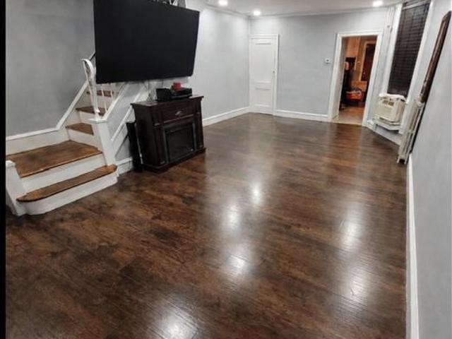 5818 Norfolk