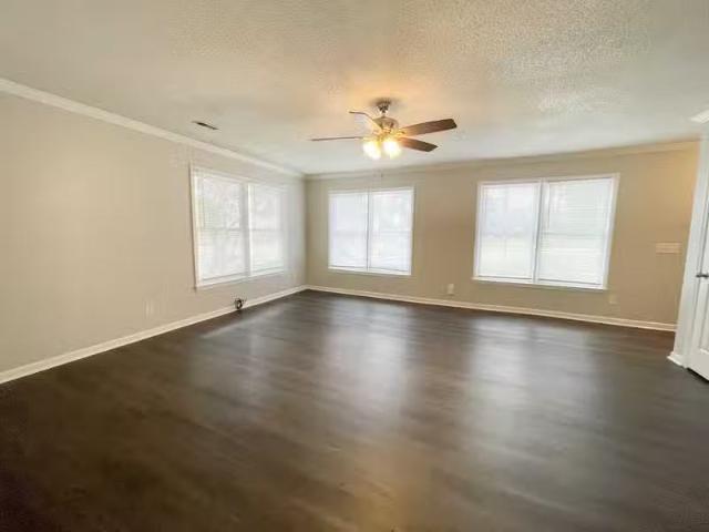 58190468 1511 Kathleen Dr