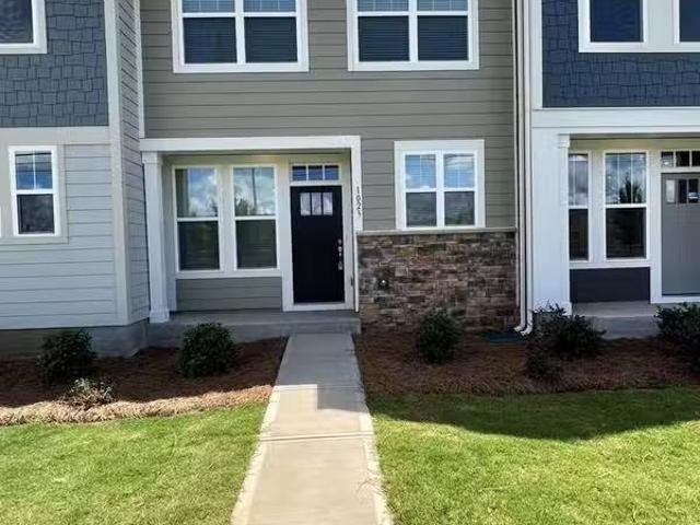 58190475 1023 S Point Rd