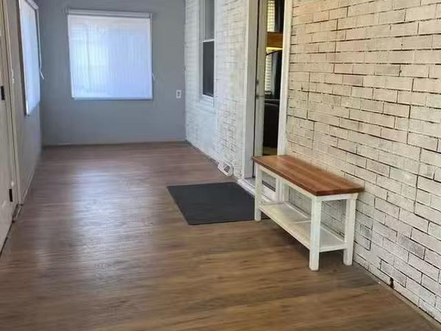 58194845 530 Cecil Ave