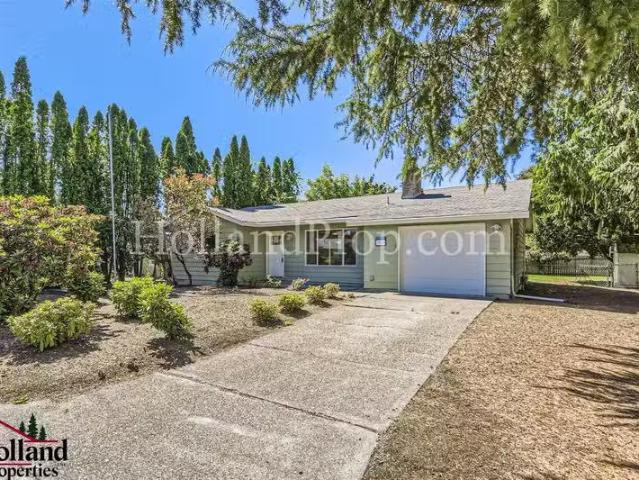 58194823 2924 Ne Azalea St