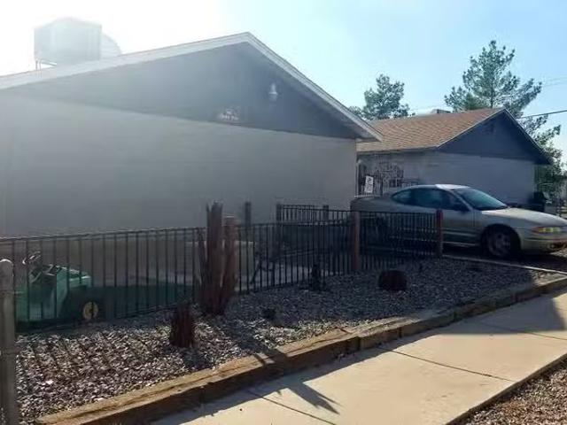 58195659 2905 East Monroe Street #2