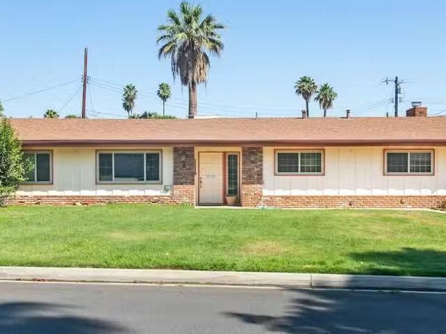 58197805 25070 Tulip Ave