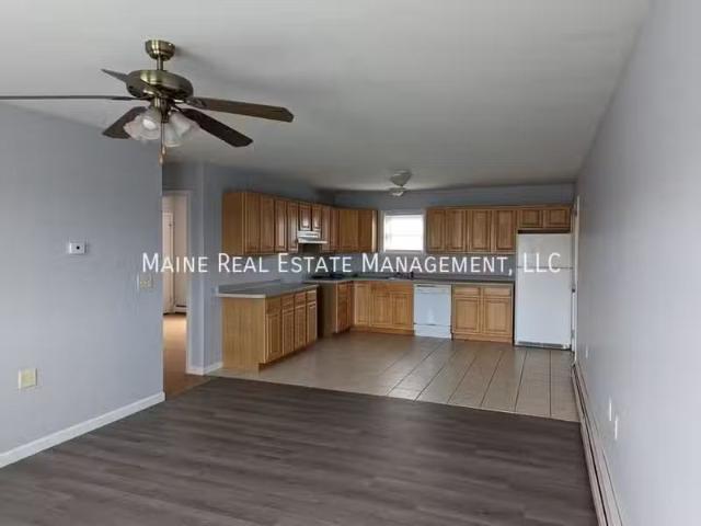 58198329 1833 Hammond St #1