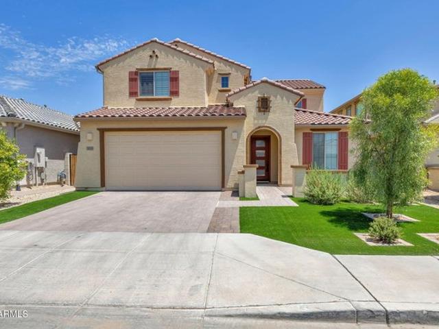 5819 N 88th Ln, Glendale, AZ 85305