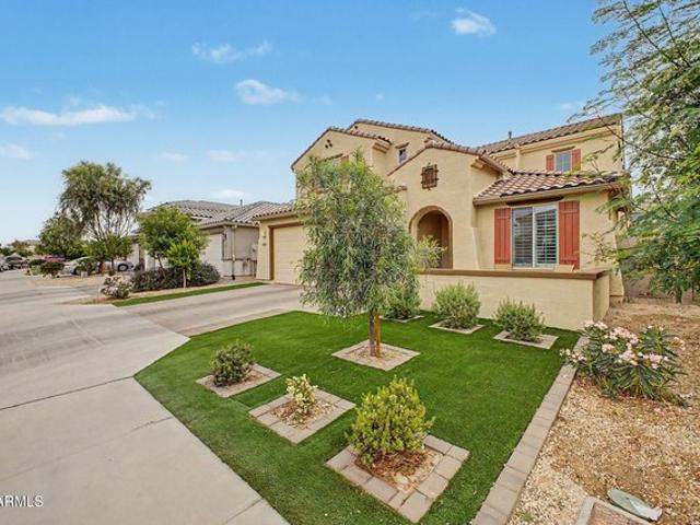 5819 N 88th Ln, Glendale, AZ 85305