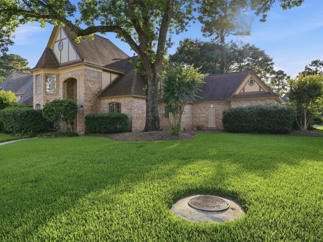 5819 Rocky Brook Drive