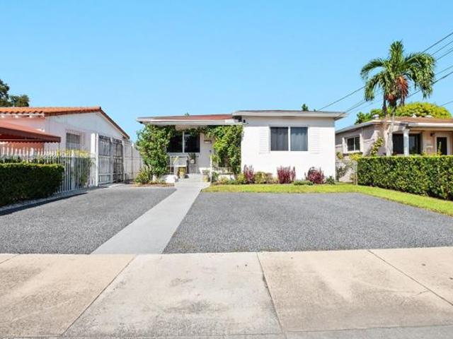 5819 SW 4th St, Miami, FL 33144