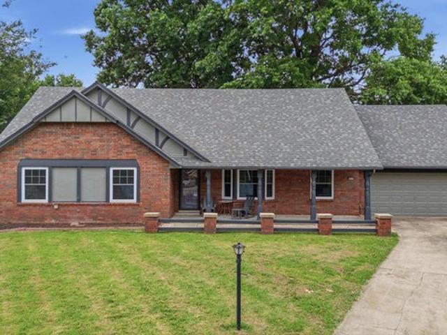 5819 S 83rd East Pl, Tulsa, OK 74145