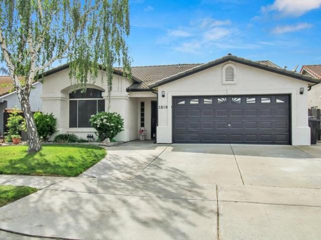 5819 Webb St, Riverbank, CA 95367