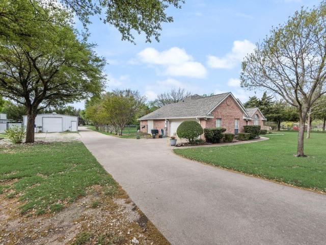 5810 Mulberry Ln, Midlothian, TX 76065 | MLS #21218 | Compass