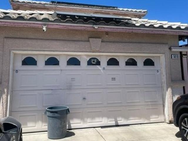 5810 E Autumn Harvest Ave, Las Vegas, NV 89142