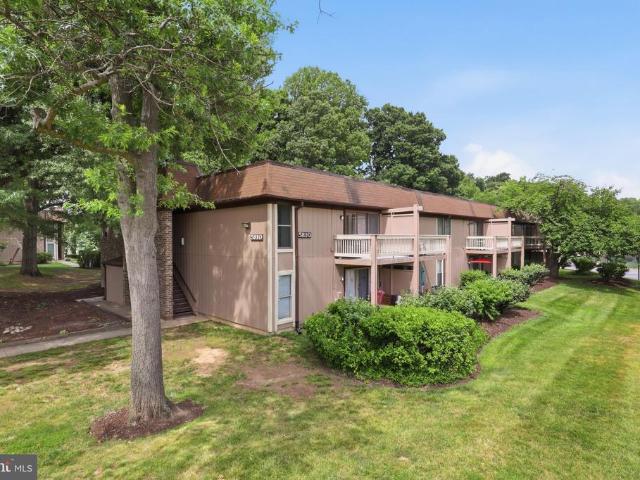 5810 Royal Ridge Drive # G