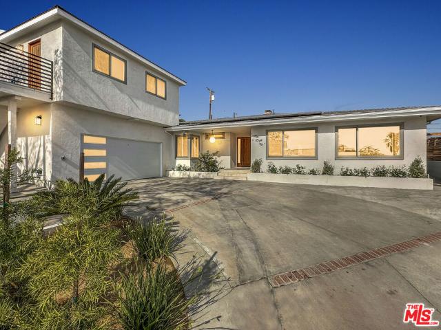 5810 S Halm Ave, Los Angeles, CA 90056 | MLS #26637 | Compass