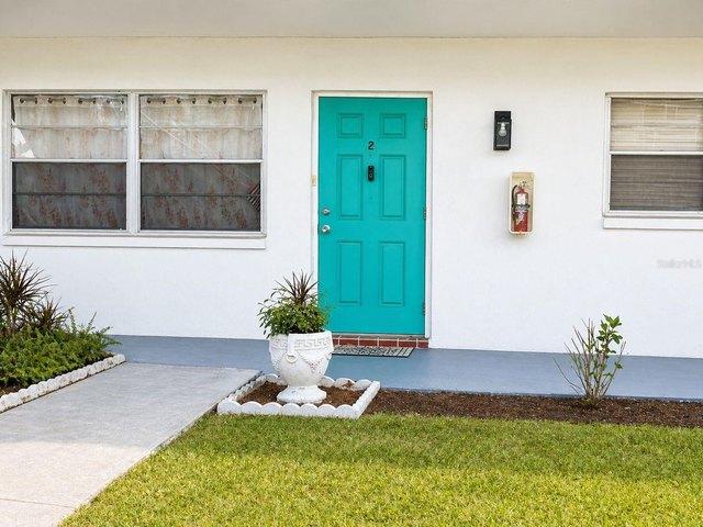 5810 21st St N Apt 2, Saint Petersburg, FL 33714