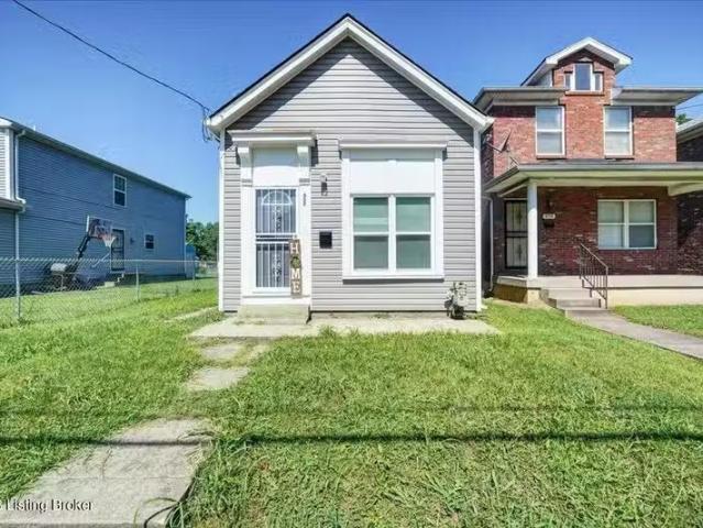 58111603 652 S 26th St