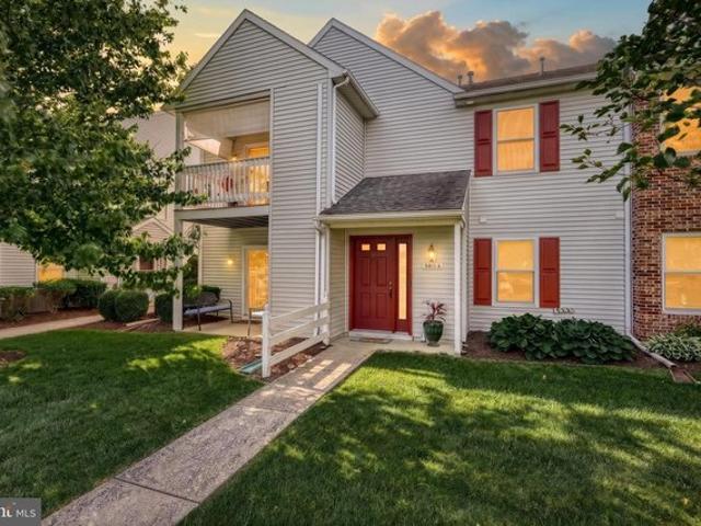 5811 Hidden Lake Dr Apt A, Harrisburg, PA 17111