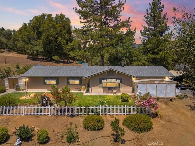 5811 Illilouette Falls St, Mariposa, CA 95338