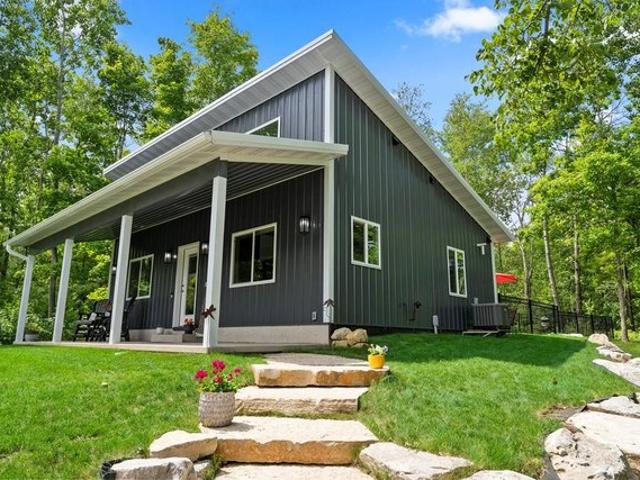 5811 Lavender Ln, Sturgeon Bay, WI 54235