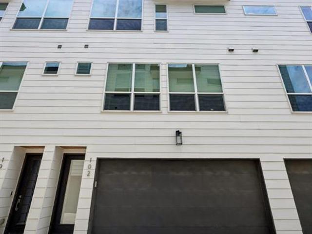 5811 Lindell Avenue # 102