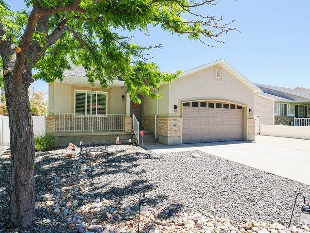 5811 S Crest Flower Way, Salt Lake City, UT 84118