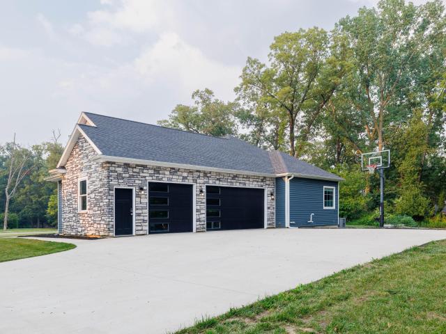5811 W Fairway Drive