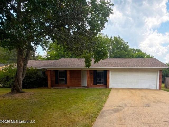 5812 Cypress Trl, Jackson, MS 39211