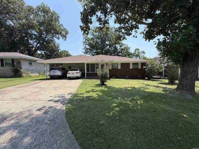 5812 Del Prado Dr, North Little Rock, AR 72118