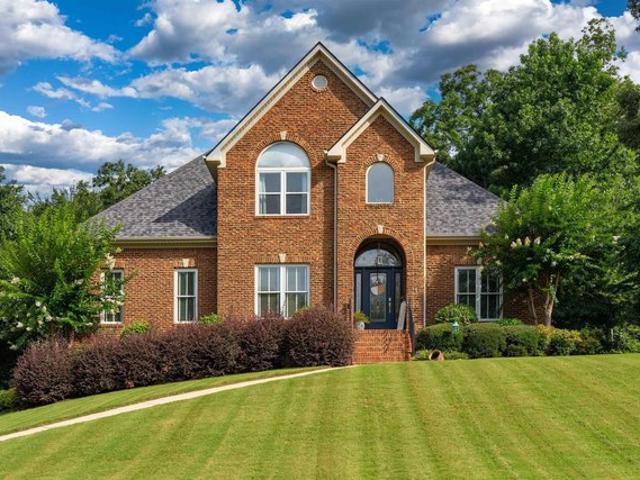 5812 Rosewood Dr, Gardendale, AL 35071
