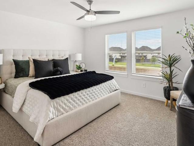 5813 Burt St, Houston, TX 77091