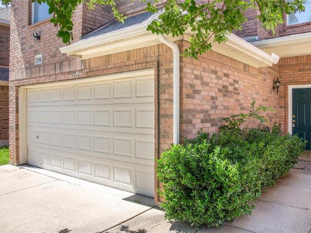 5813 Blackmon Court