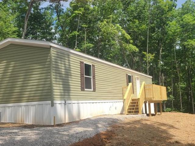 5813 Bobcat Trl, Tallassee, TN 37878