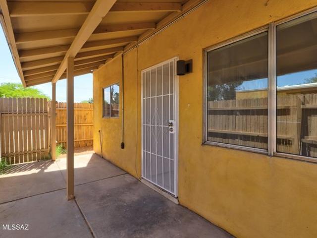 5813 E 23rd St, Tucson, AZ 85711