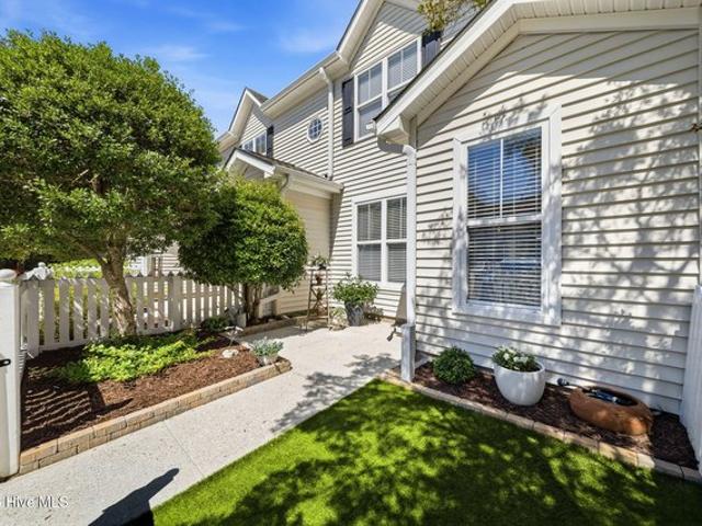 5813 Wrightsville Ave Apt 171, Wilmington, NC 28403