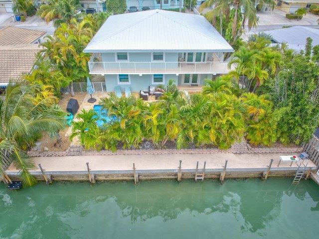 581 10th St, Key Colony, FL 33051